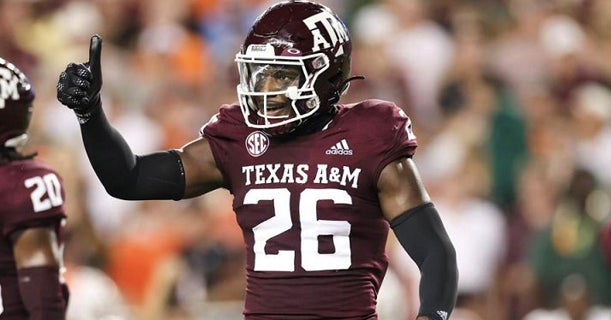 Texas A&M S Demani Richardson plans to sign as a free agent with the ...