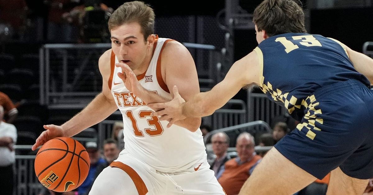 Texas guard Gavin Perryman enters the NCAA transfer portal