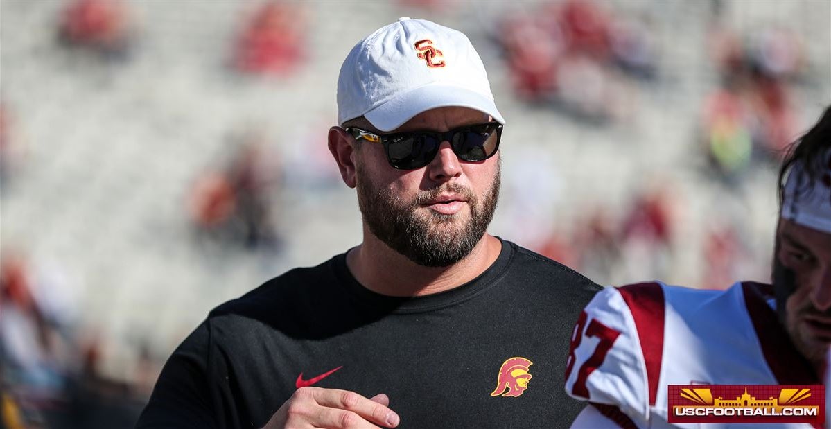 Zach Hanson to coach USC's offensive line after three years as tight ...