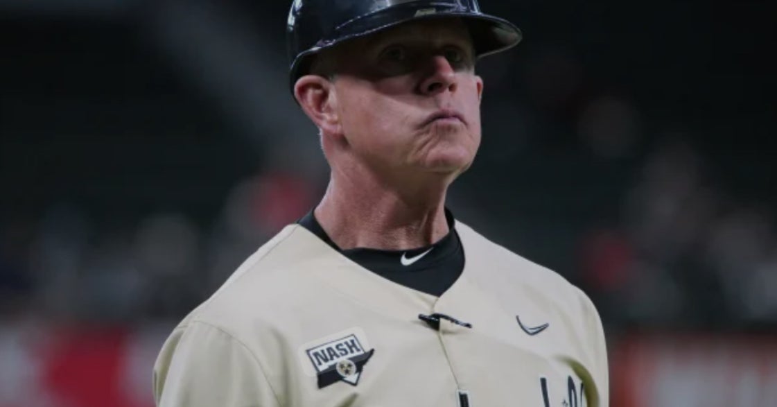 Nebraska tops Vanderbilt in Phoenix