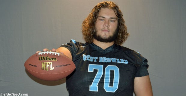 Meet 6-foot-11 Lineman James Darr