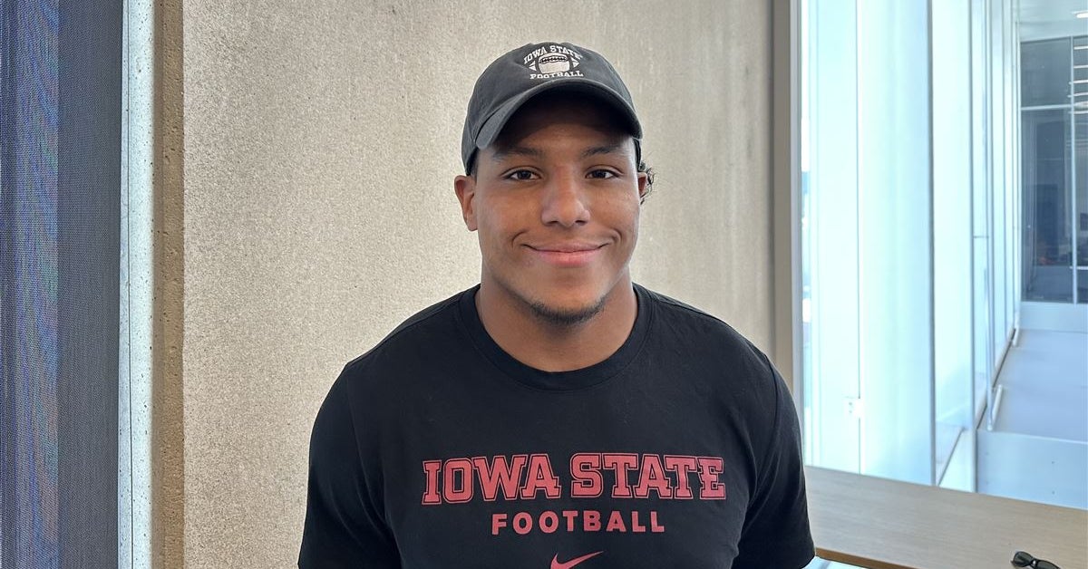 Eli Sanders talks personal growth this offseason, RB competition