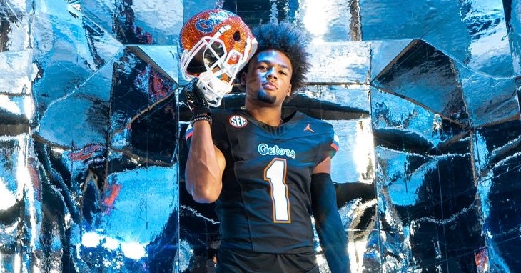 Gators pitching a chance to make an early impact to Top247 WR Donovan ...