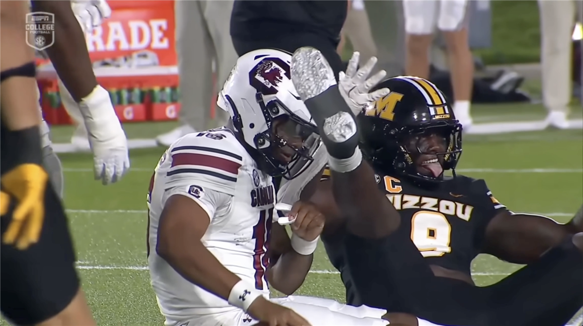 ‘Zion Being Zion’: Missouri DE Zion Young is playing as loud as he ...