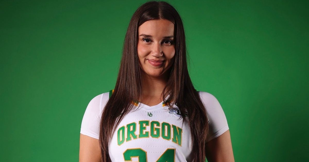 Oregon announces three 2026 women's basketball signees, Kelly Graves ...