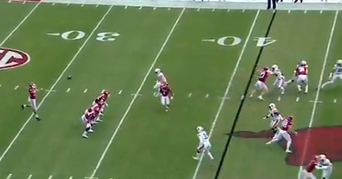 Watch: Arkansas has brutal fake punt fail against Auburn