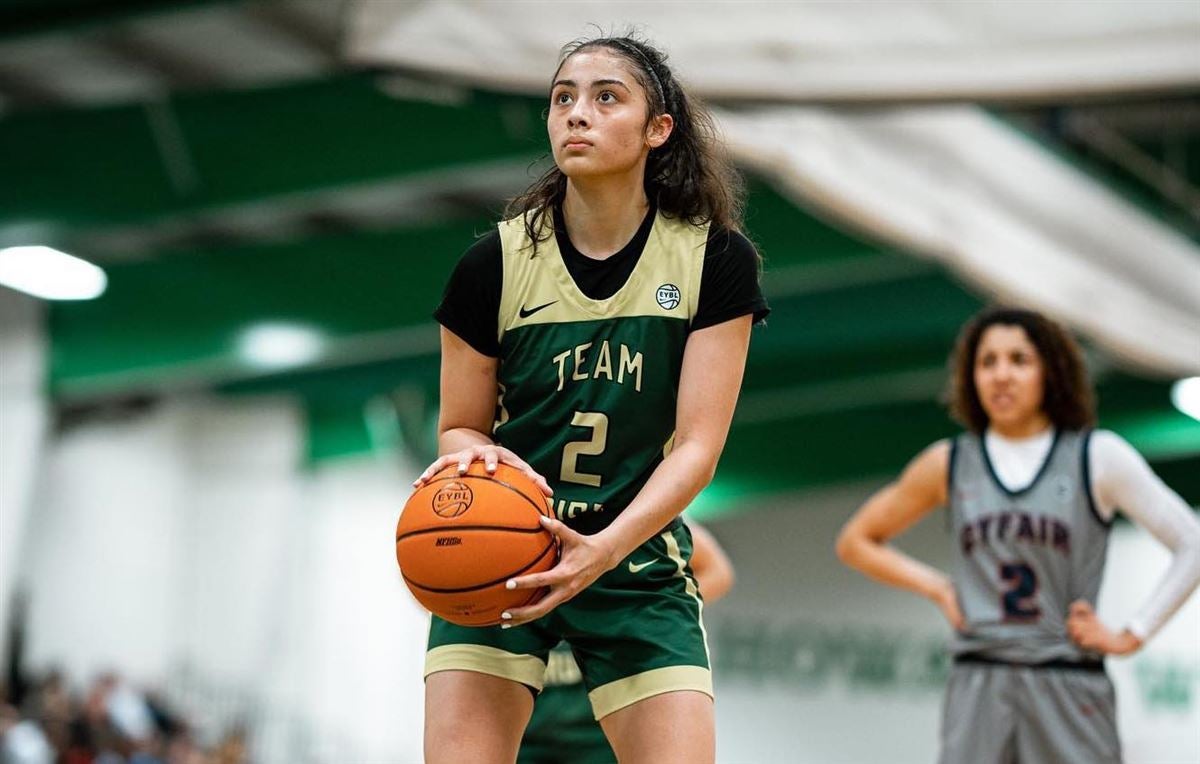 Ducks land pledge from 2024 women’s basketball standout Katie Fiso ...