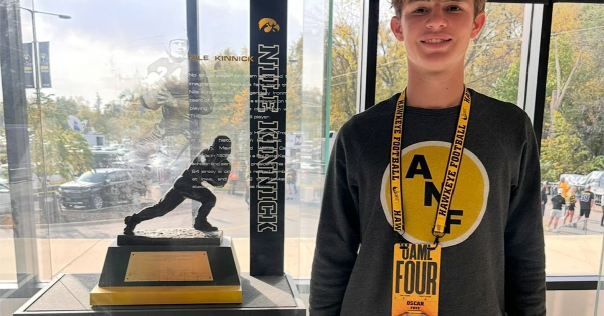 2027 quarterback Oscar Frye gives highlights of Iowa visit, fit in Tim ...