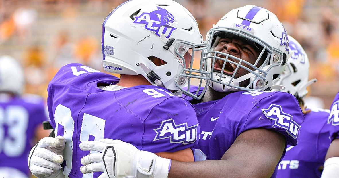 Arkansas impresses Abilene Christian transfer DL David Oke