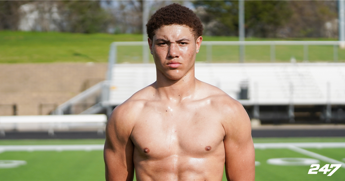 2027 prospect Zane Rowe crafts his game after Denton ISD legend, former ...