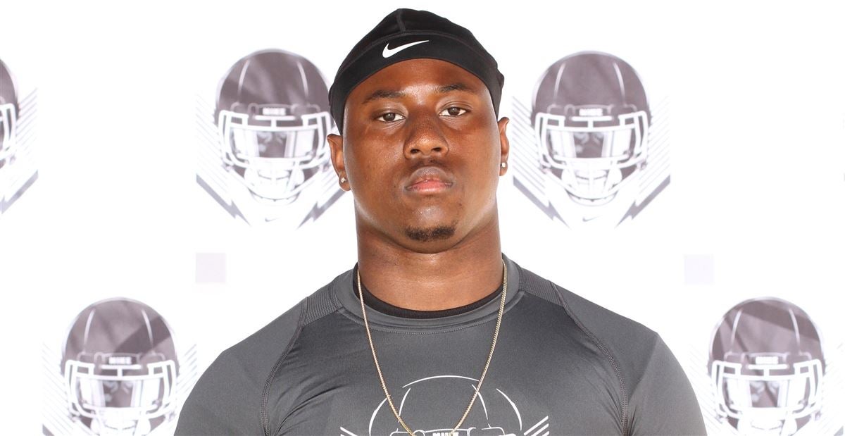 FAU lands Central Michigan QB Daniel Richardson FAU lands Central Michigan QB Daniel Richardson