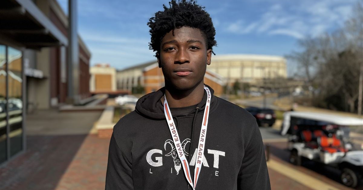 Top25 Edge Anthony Jones received a more in-depth look at UF on latest ...