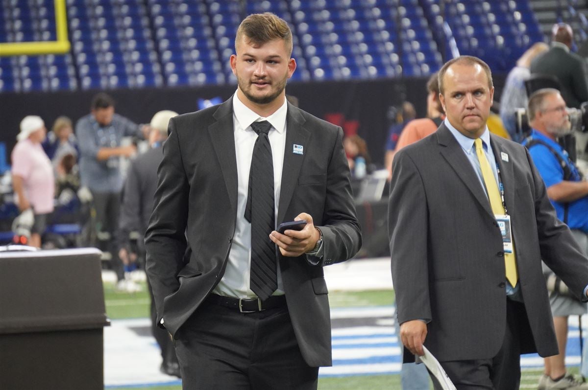 Iowa Football: Luke Lachey, Erick All named to John Mackey Award Watch List