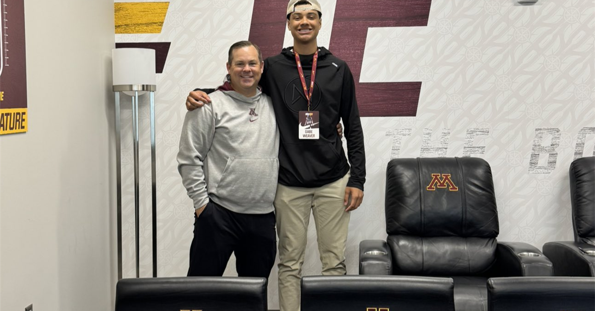 2026 St. Louis tight end Gabe Weaver sets a Minnesota Football official ...