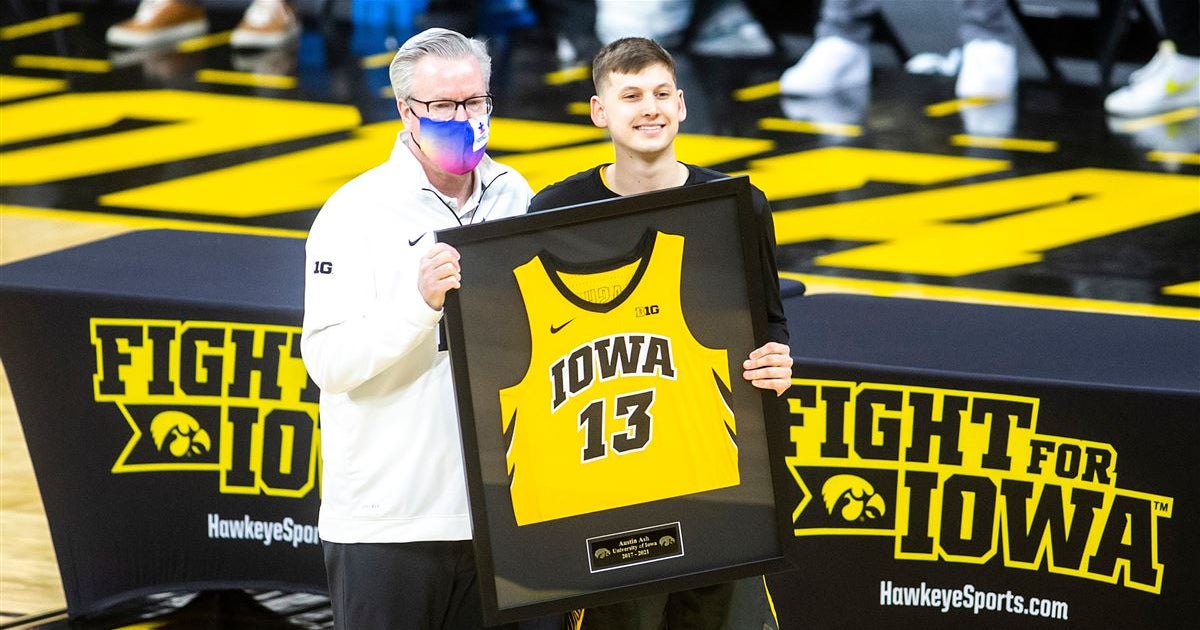 Austin Ash to return to Iowa on scholarship
