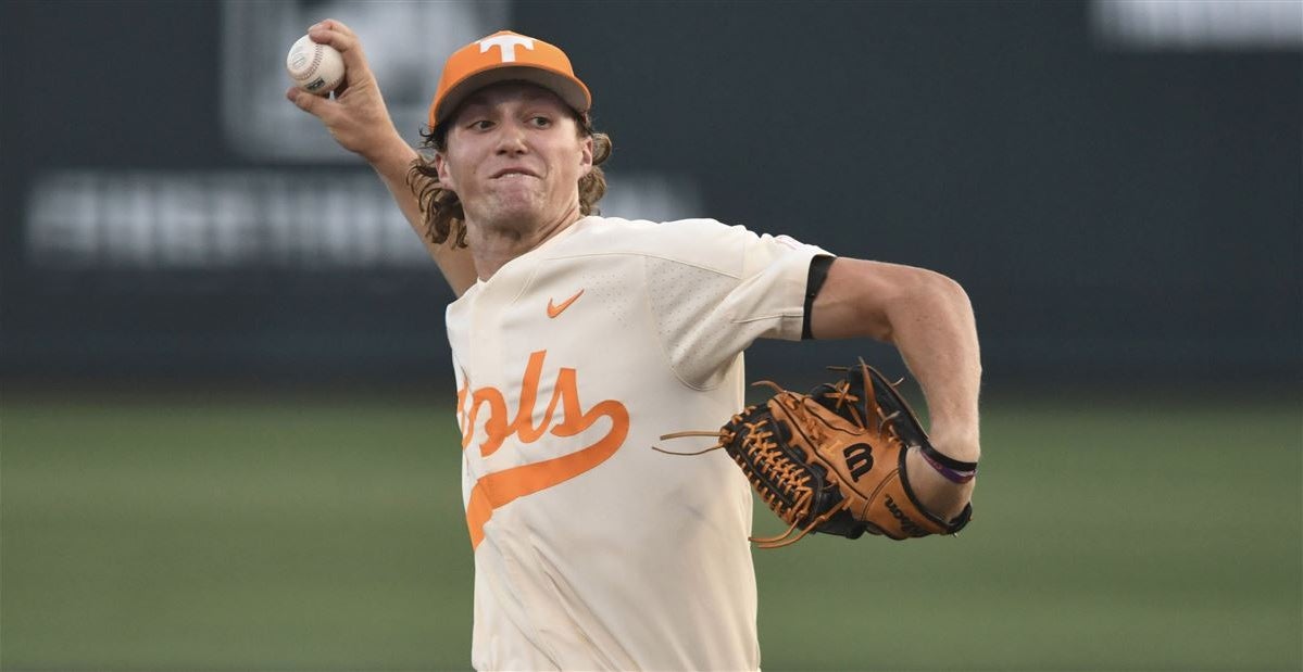 Ensley pleased with No. 4 Tennessee's Opening Weekend sweep