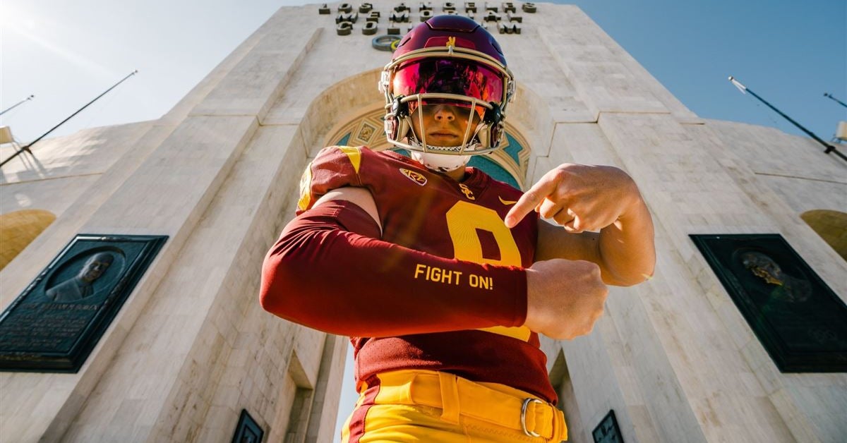 San Diego (Calif.) 2023 kicker Tyler Robles commits to USC football