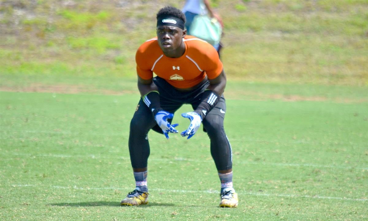 Khalan Tolson Profile Photos