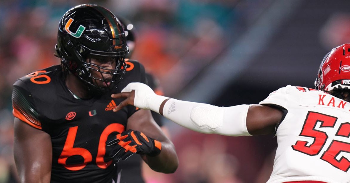 Why OL Zion Nelson will take his game to a new level under Mario ...