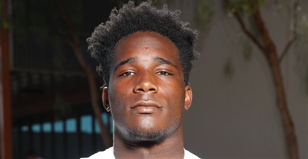 Four-star receiver Shamar Nash flips commitment to Arkansas