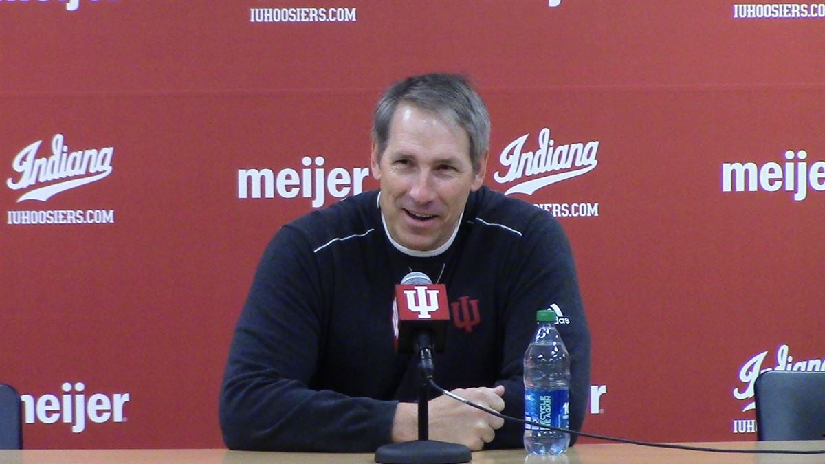 New OL Coach Bob Bostad meets the media