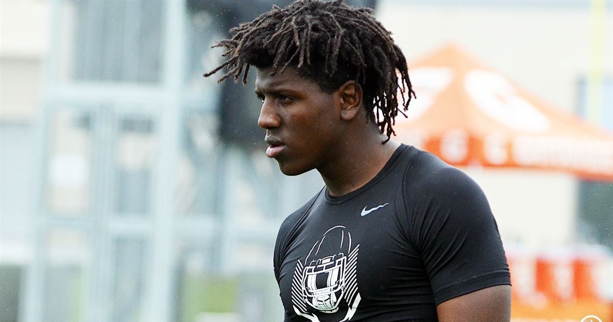 4-Star LB DaShaun White Explains His Commitment to Texas A&M