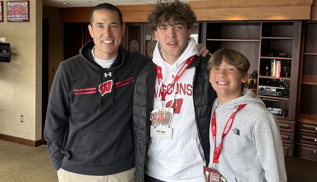 Family feel on official visit leads DL Hank Weber to commit to Wisconsin