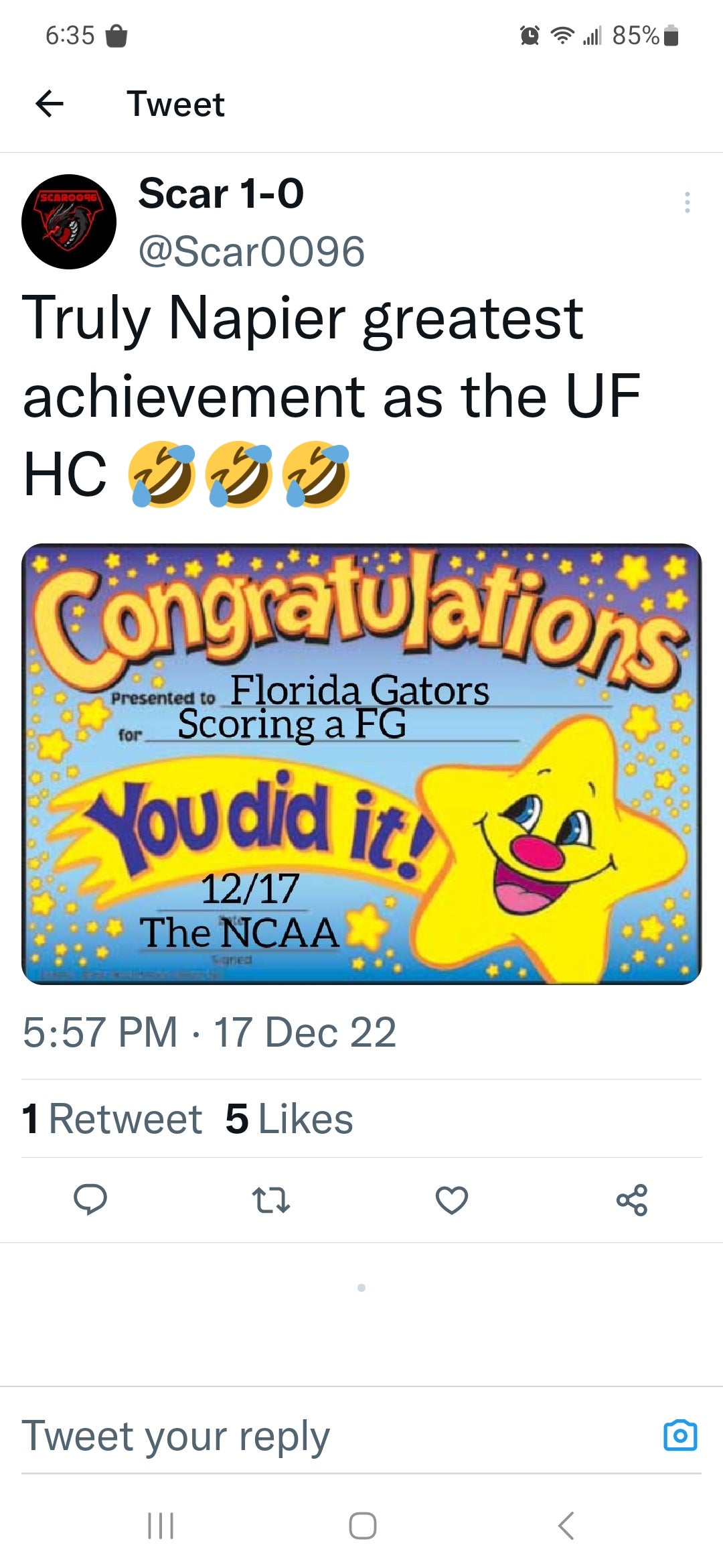 Gator fans are hilarious on Twitter..