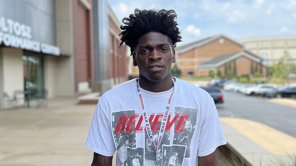 Elite 2025 WR Derick Smith talks first Auburn game experience ...