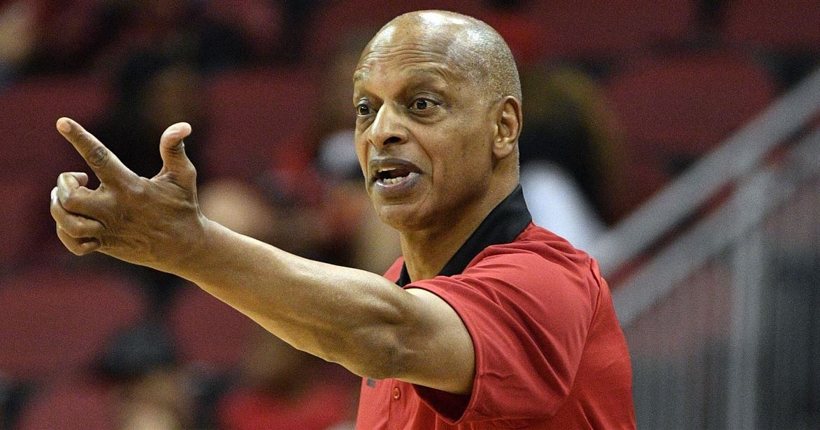 Official: Cal Head Coach Mark Fox rounds out basketball staff