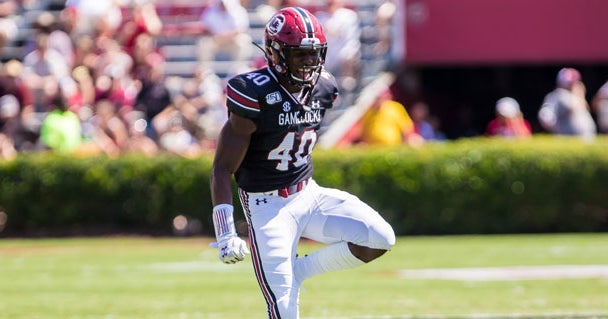 Gamecocks lose defender due to knee procedure