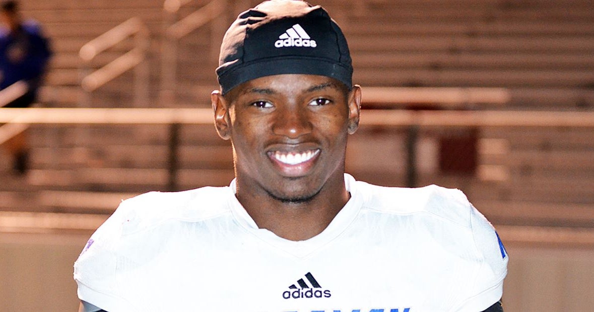 RB Darwin Thompson Collecting Rings, Awards, and Offers