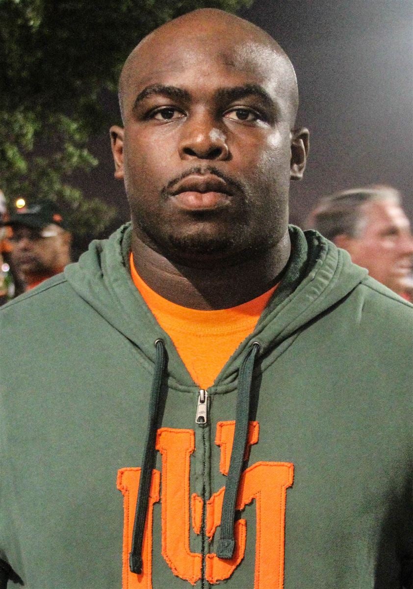 2019 JUCO 3* P Louis Hedley signs with Miami : r/CFB