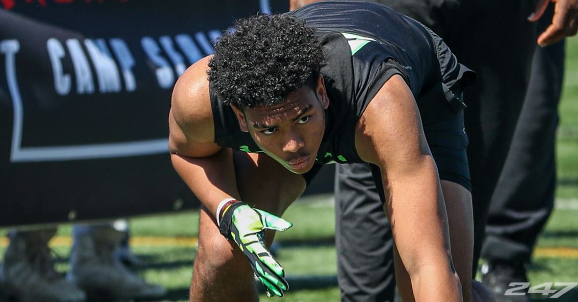 5-star EDGE Elijah Rushing spent a lot of time around Jason Taylor ...