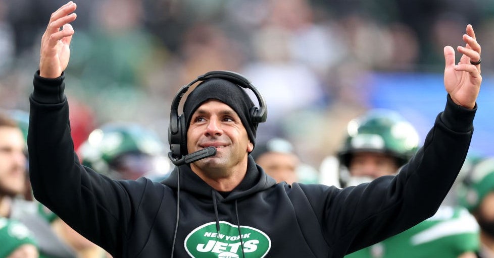 Fired Jets head coach Robert Saleh was escorted out of the building by ...