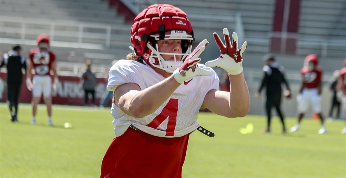 Arkansas holds non-tackle scrimmage work over 80 plays