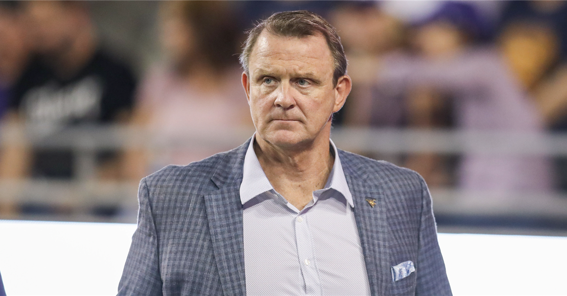 Shane Lyons returns to Alabama as executive deputy director of athletics