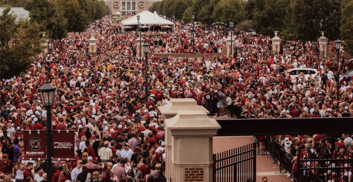 Top 10 college football tailgating scenes entering the 2024 season, ranked