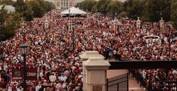 Top 10 college football tailgating scenes entering the 2024 season, ranked
