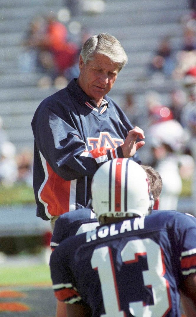 Bill Oliver talks Auburn football