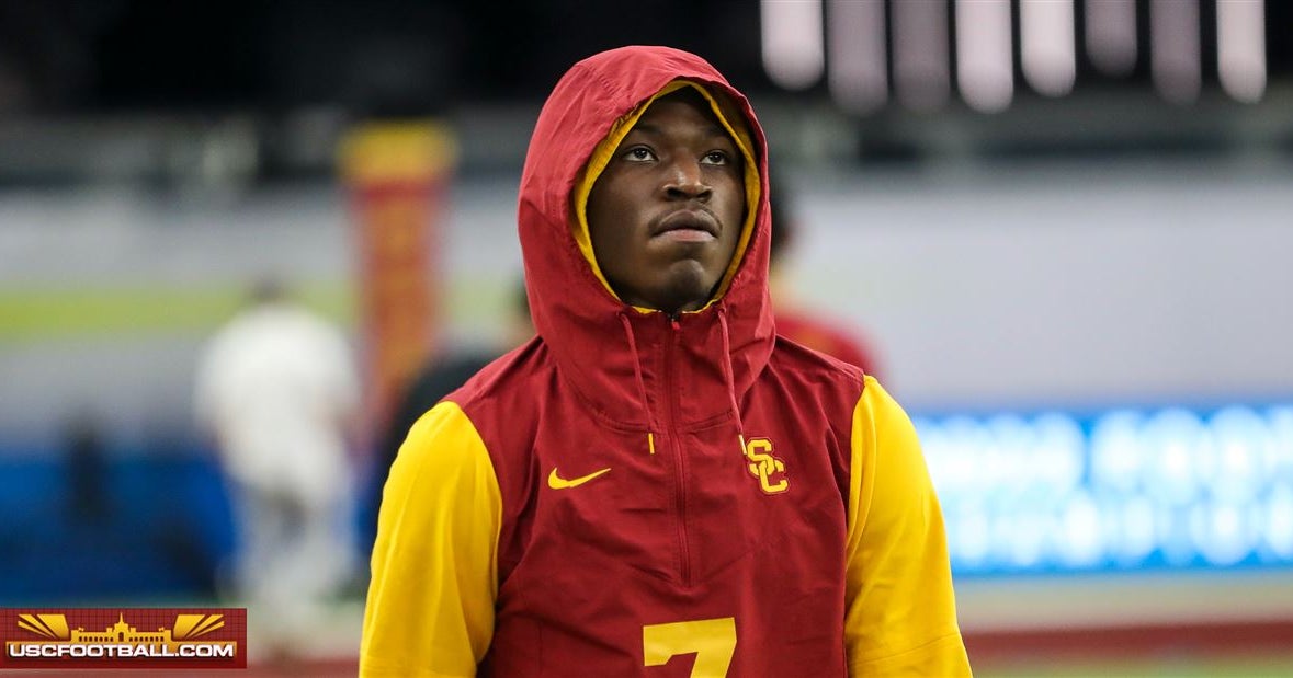 PHOTOS: USC warms up in front of a star-studded cast of alums prior to ...