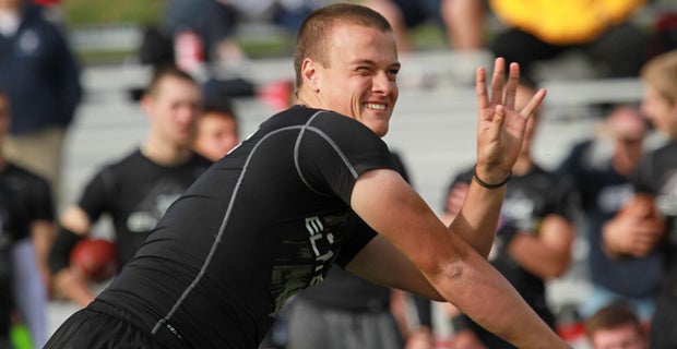 Mitch commits to South Carolina