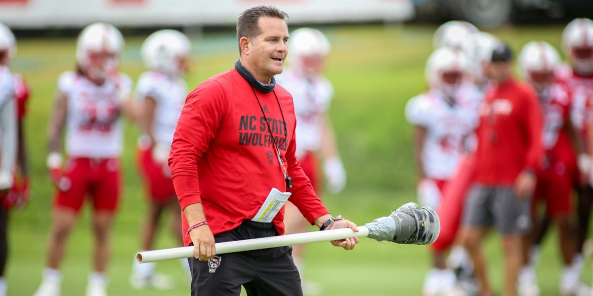 Tim Beck on Devin Leary, standouts, offensive progression in fall camp