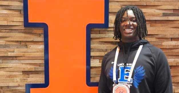 Illini jump into race for 2027 Lincoln-Way East OL Mason Halliman: 'I ...