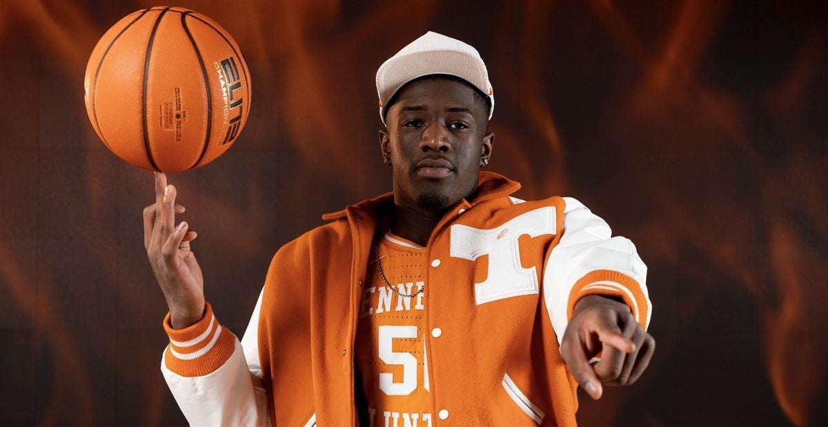 Four-star center DeWayne Brown recaps 'good' official visit to Tennessee