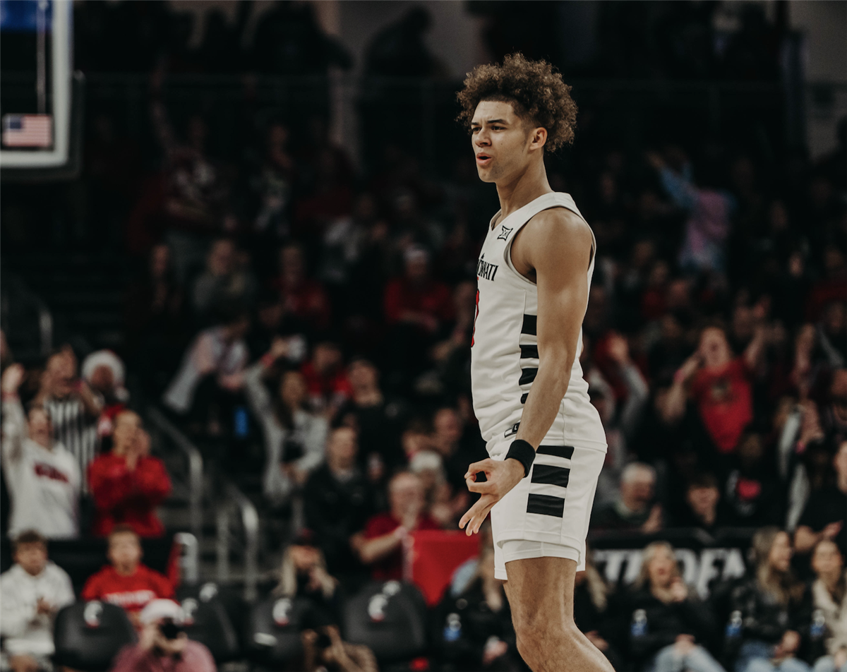 Dan Skillings Leads Cincinnati to 83-75 Win Over Stetson - Football ...