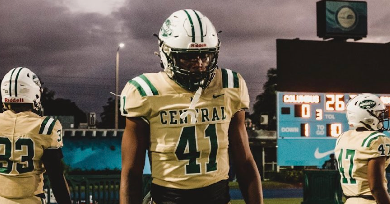 Miami Northwestern EDGE Deangelo Thompson Jr. commits to FAU