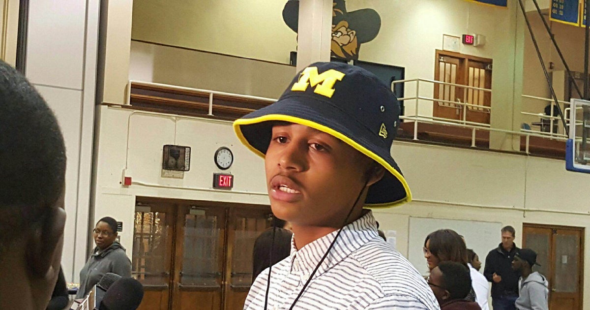 Poole's father sees offensive fit at Michigan