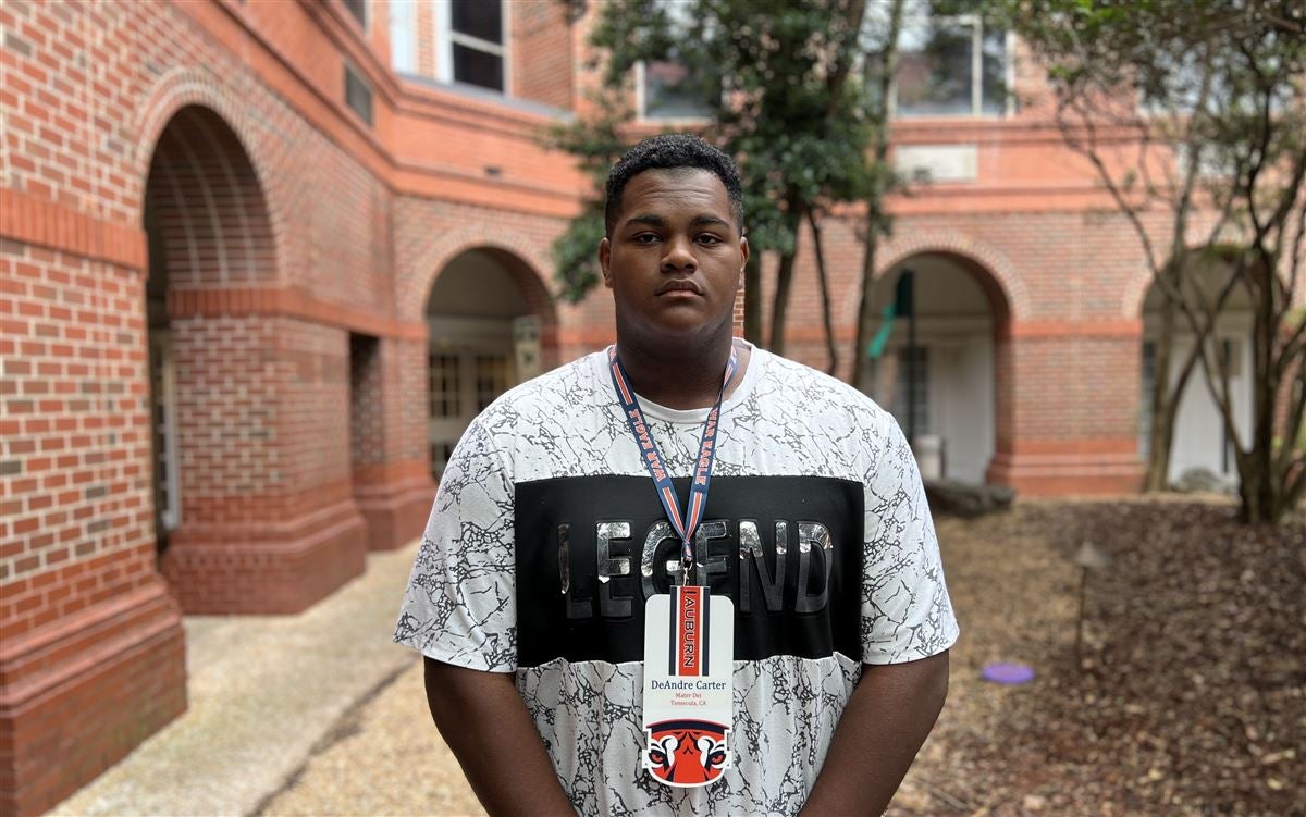 Auburn 'shot pretty high up' for 4-star California OL DeAndre Carter
