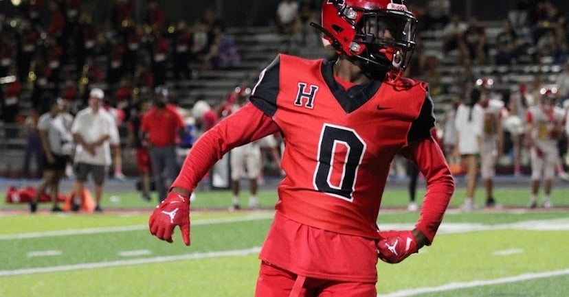 Tampa Athlete Bryan Hamilton Gets First Big Ten Offer from Wisconsin